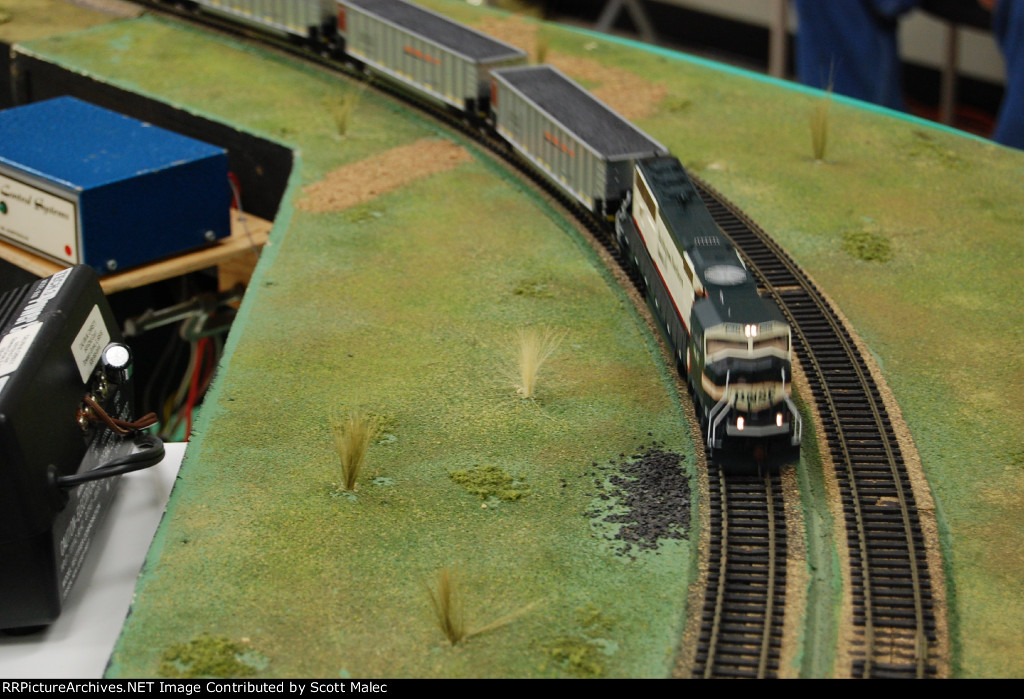 BNSF Vomit Bonnet in action