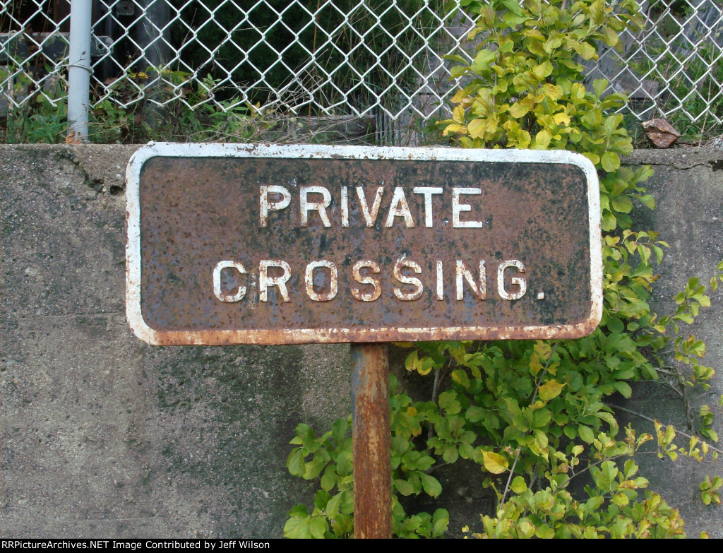 Cool sign for a private crossing