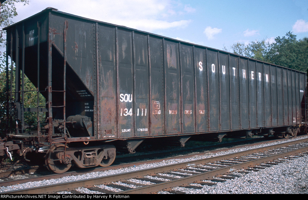 Southern Railway woodchip hopper #134111