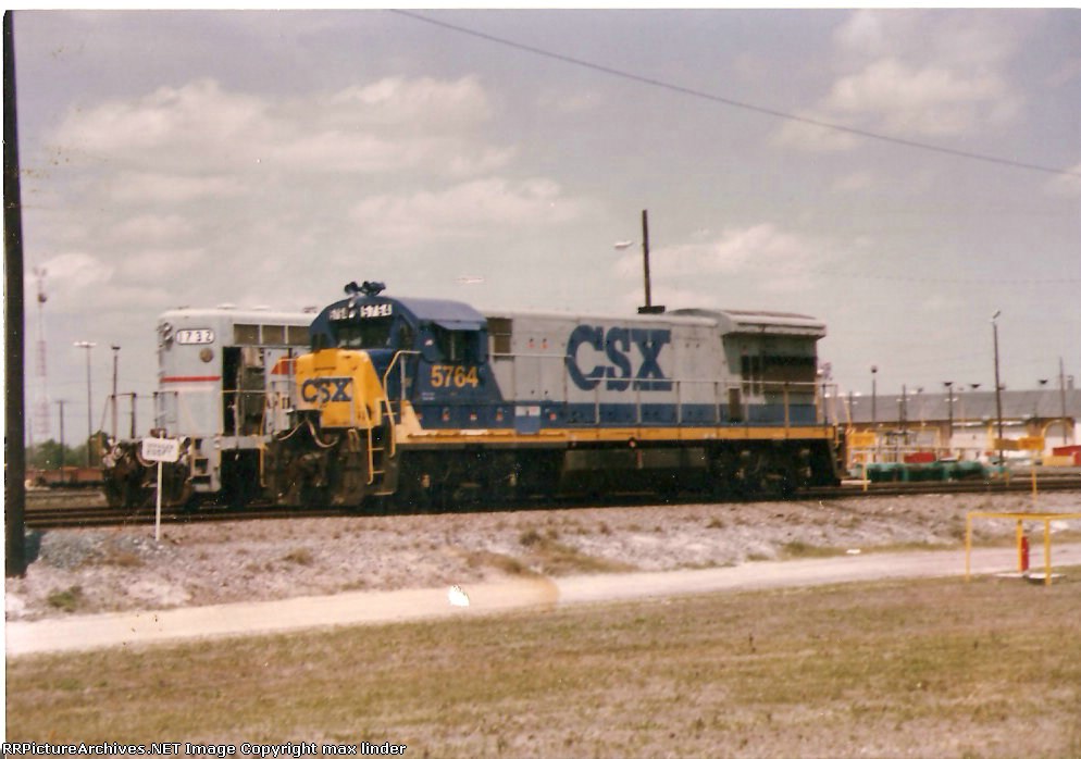 CSX 5764