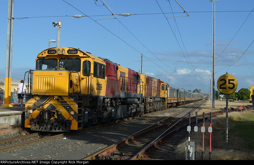 The Sunlander at Bundaberg