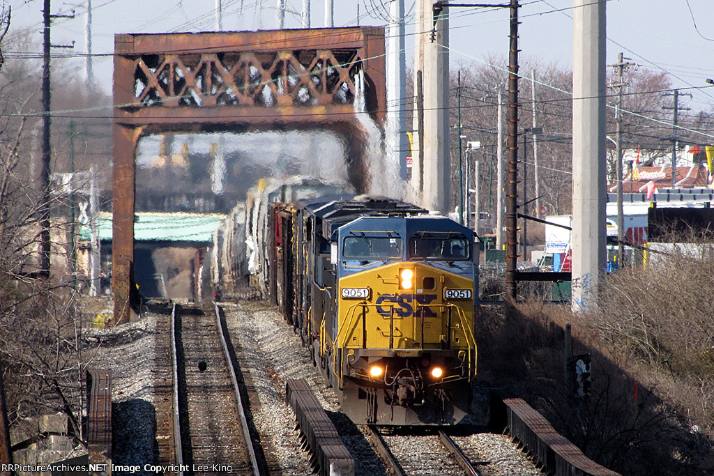 CSX 9051 Q370-04
