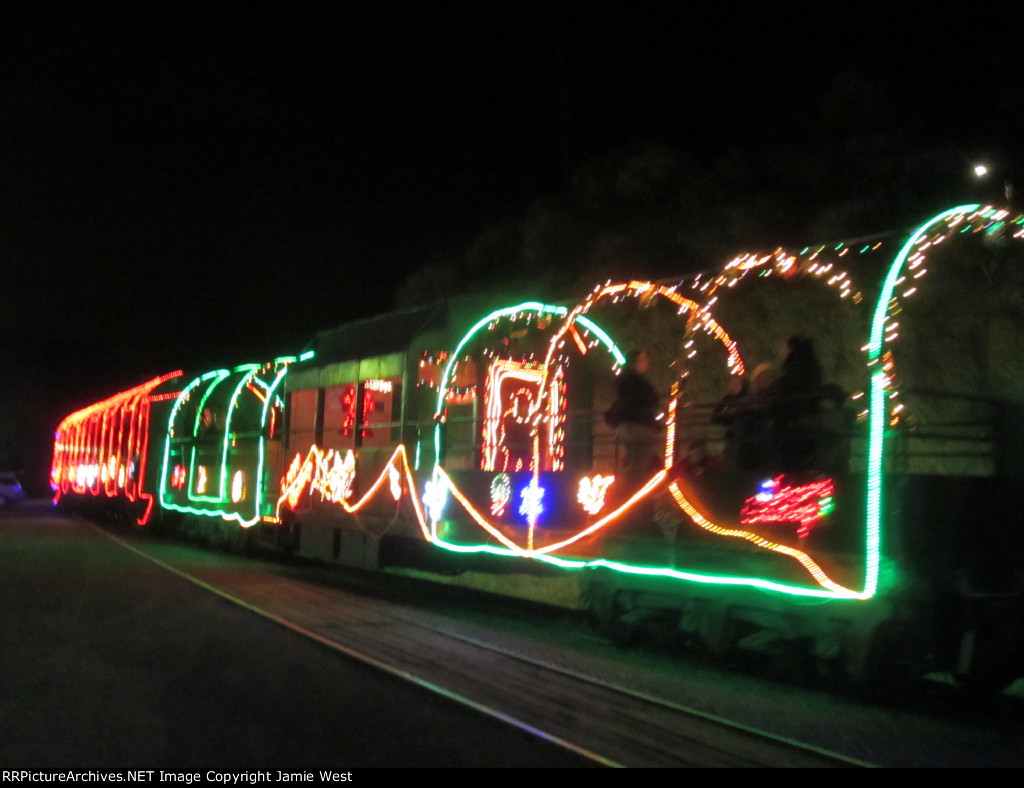 Niles Canyon Railway 2013 Train of Lights