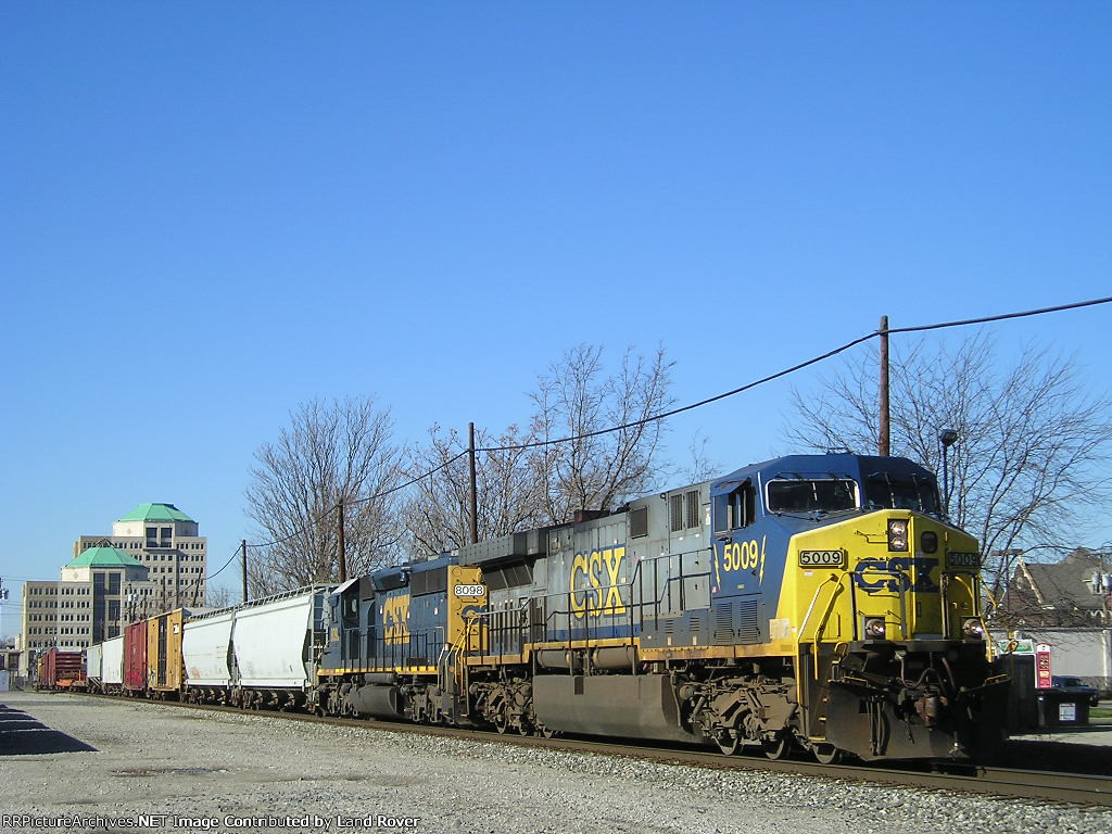 CSXT 5009 On CSX Q 501