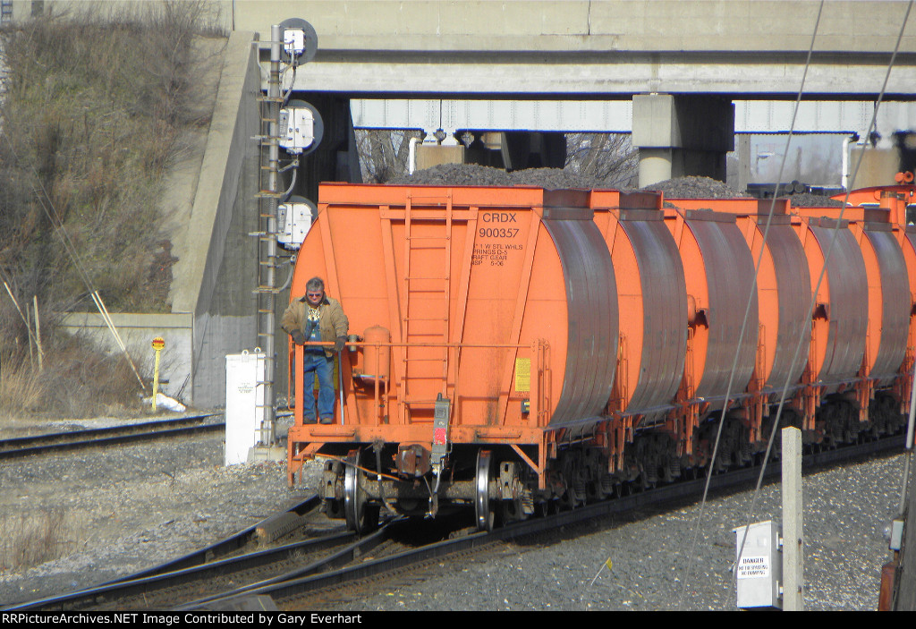 IHB 1500 Ballast Car Train Backs Up