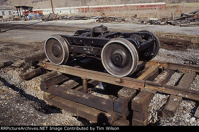 1238s leading truck on the homemade drop table