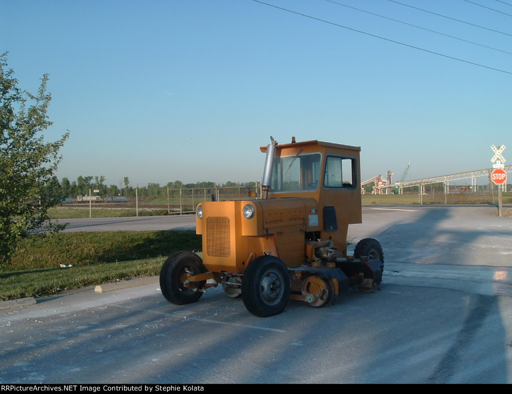 BARRETTS MINERAL ROADRAILER
