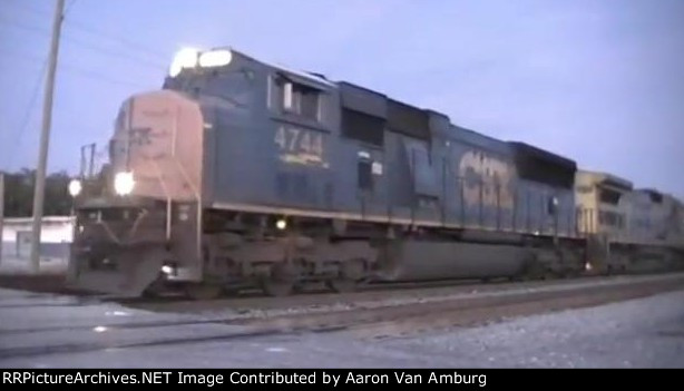 CSX 4744
