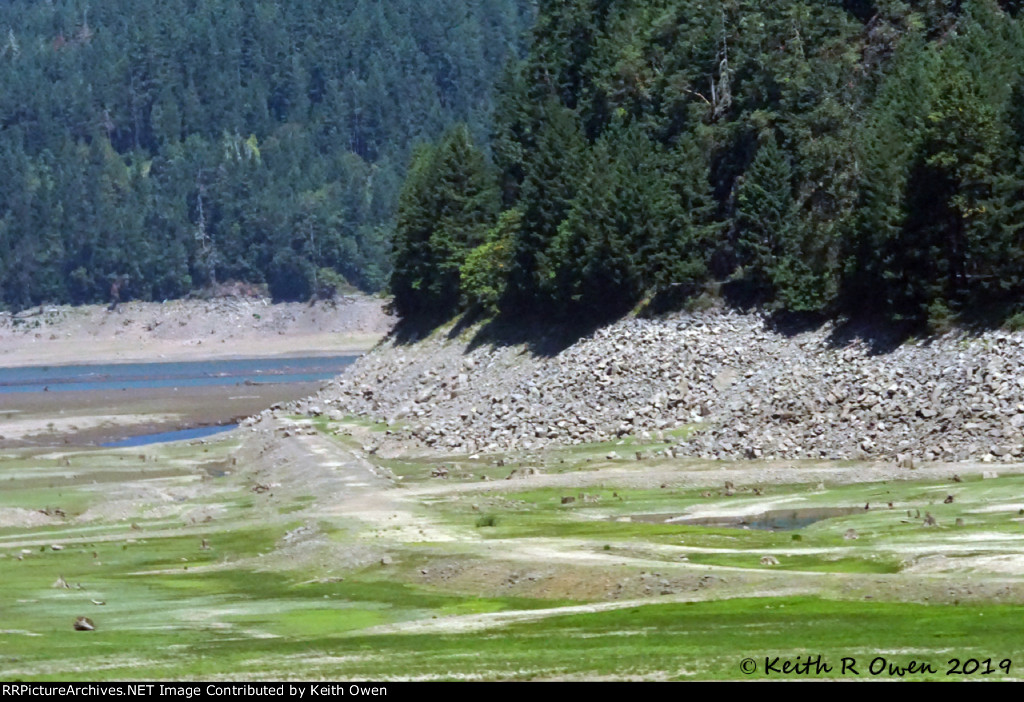 Lookout Point Reservoir
