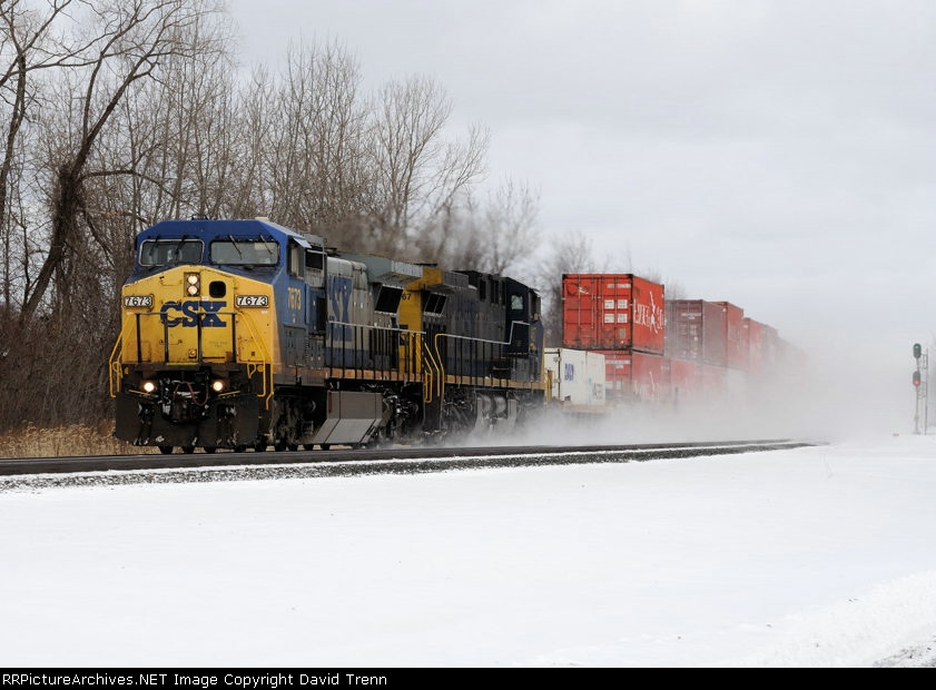 CSX 7673 lead Westbound CSX Q161 at CP97 on track number one.