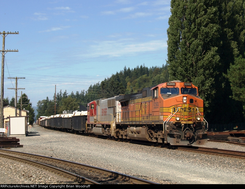 BNSF 5269