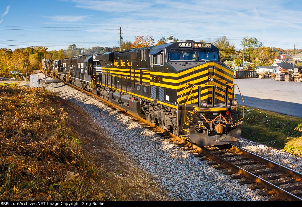 NS 8100 Nickel Plate Road Heritage