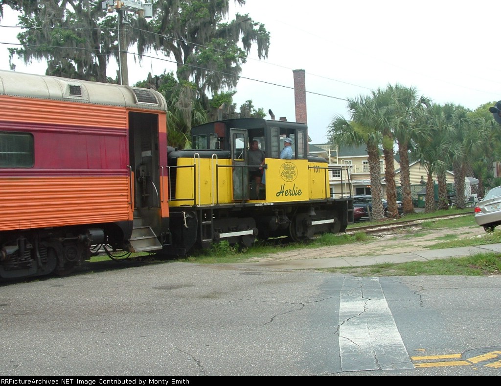 Untitled [www.rrpicturearchives.net]