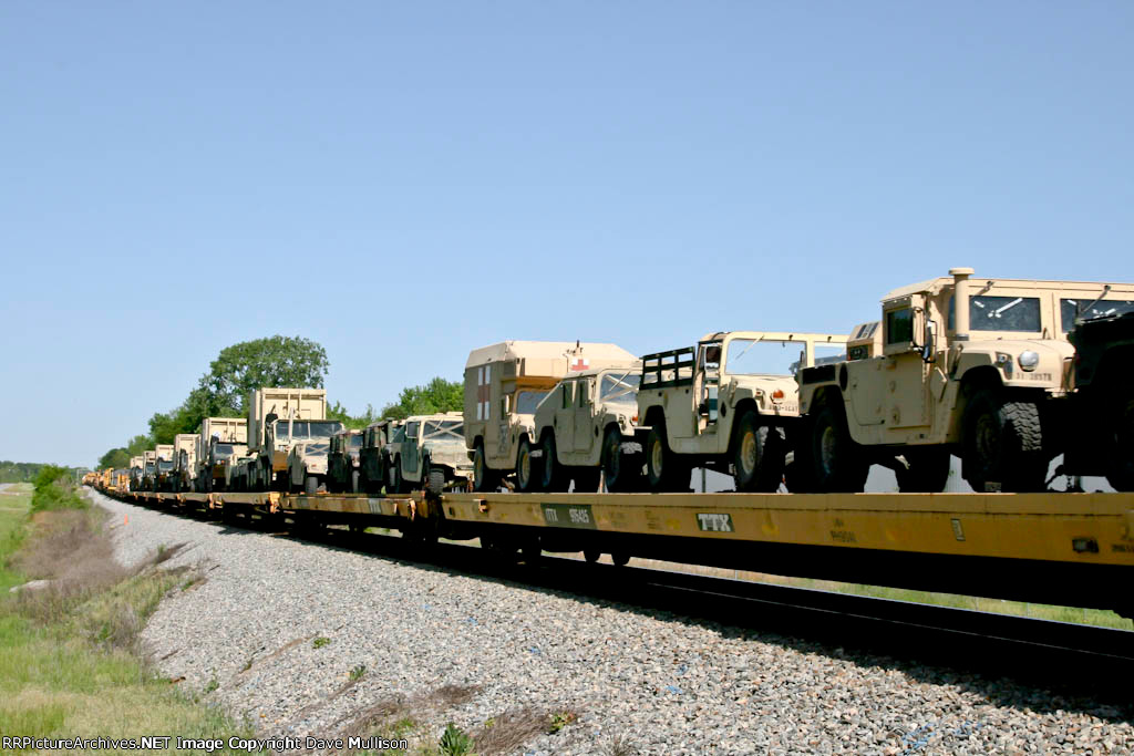 DODX - US Army train flats 9