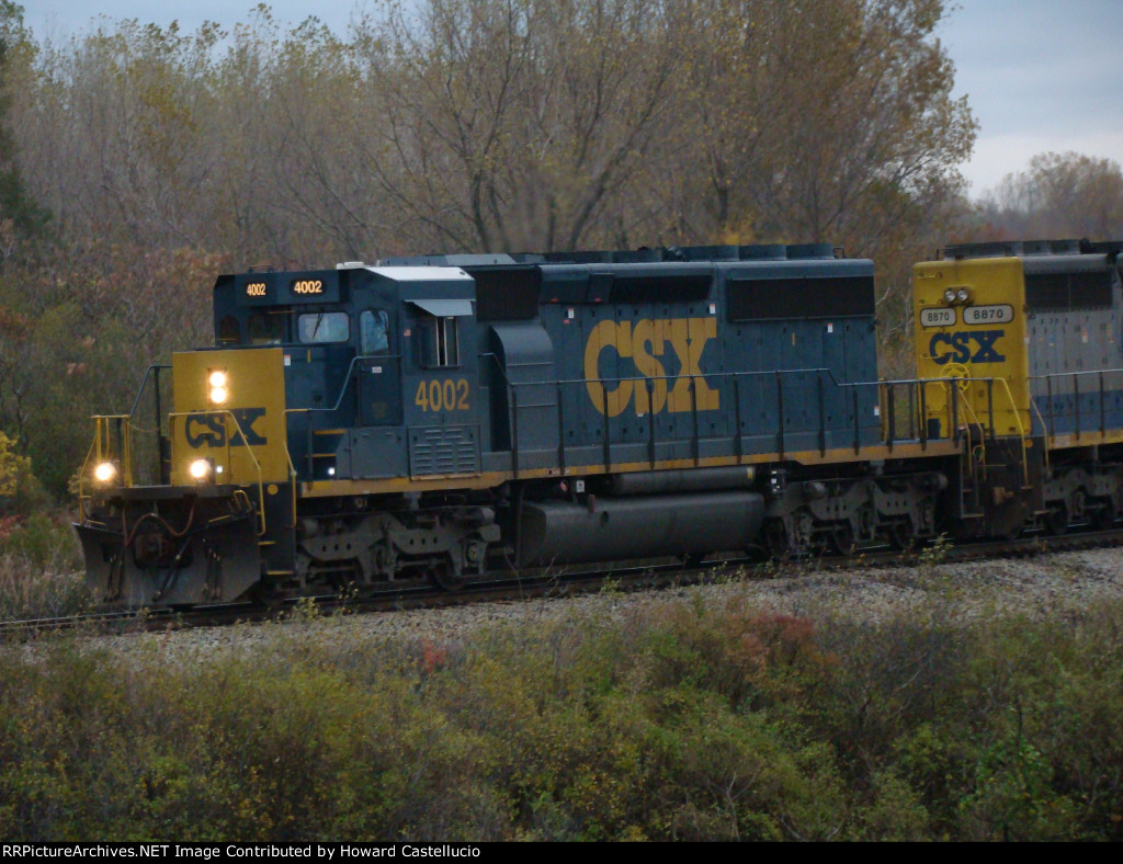 One CSX crazy rebuild!!! #4002 pulls up out of the City connecting ...