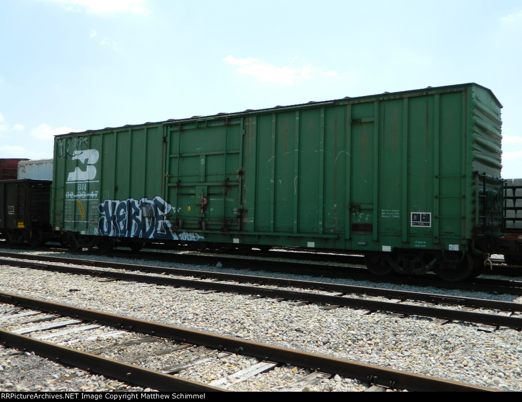 Condemned BN Box Car