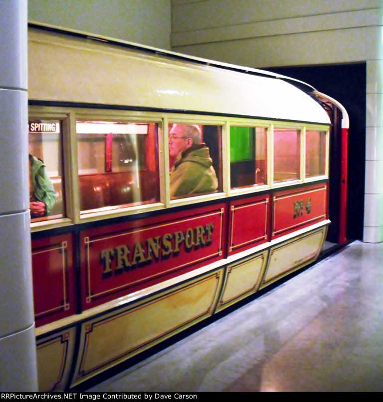 Glasgow Subway Car 4 in 1930s livery in a very un-1930s setting