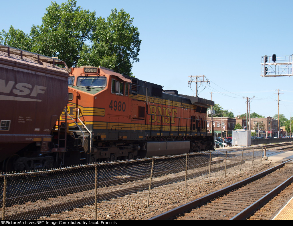 BNSF 4980