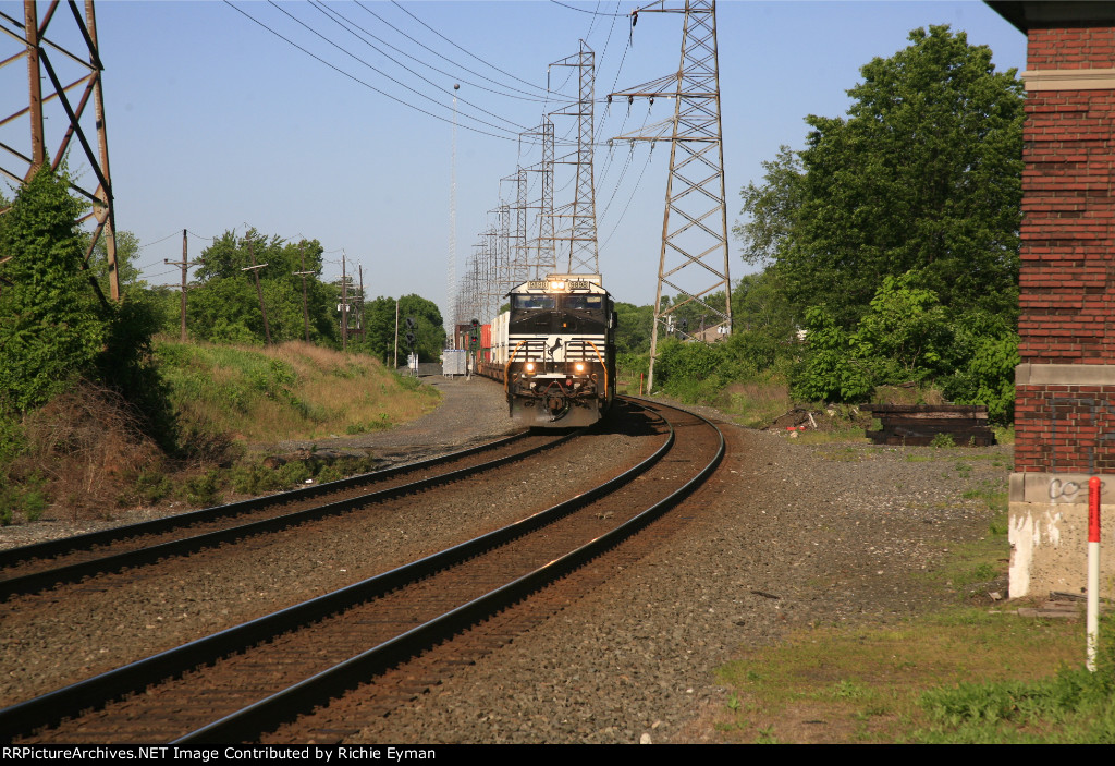 Norfolk Southern Intermodal Train