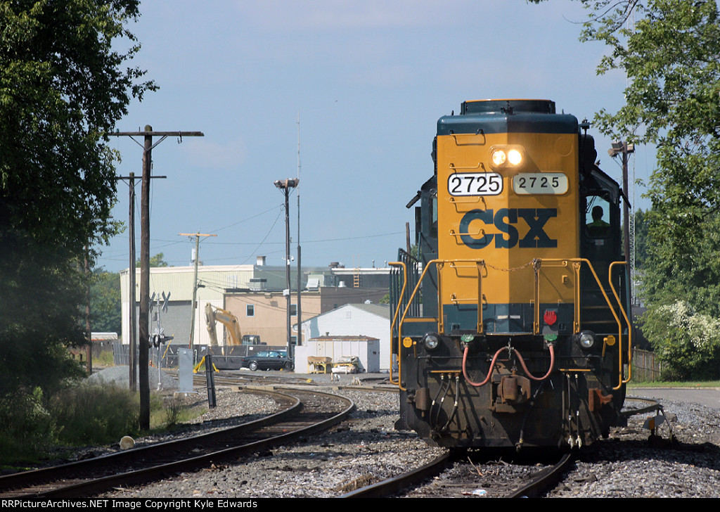 CSX GP38-2 #2725 on WPPA-40