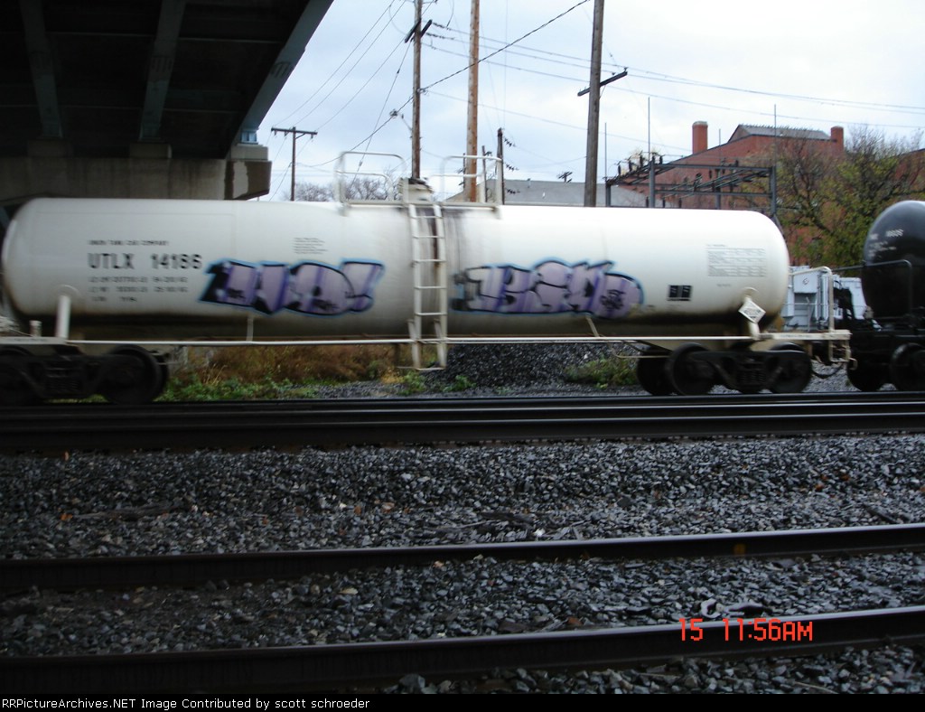 UTLX 14166 Tankcar WB