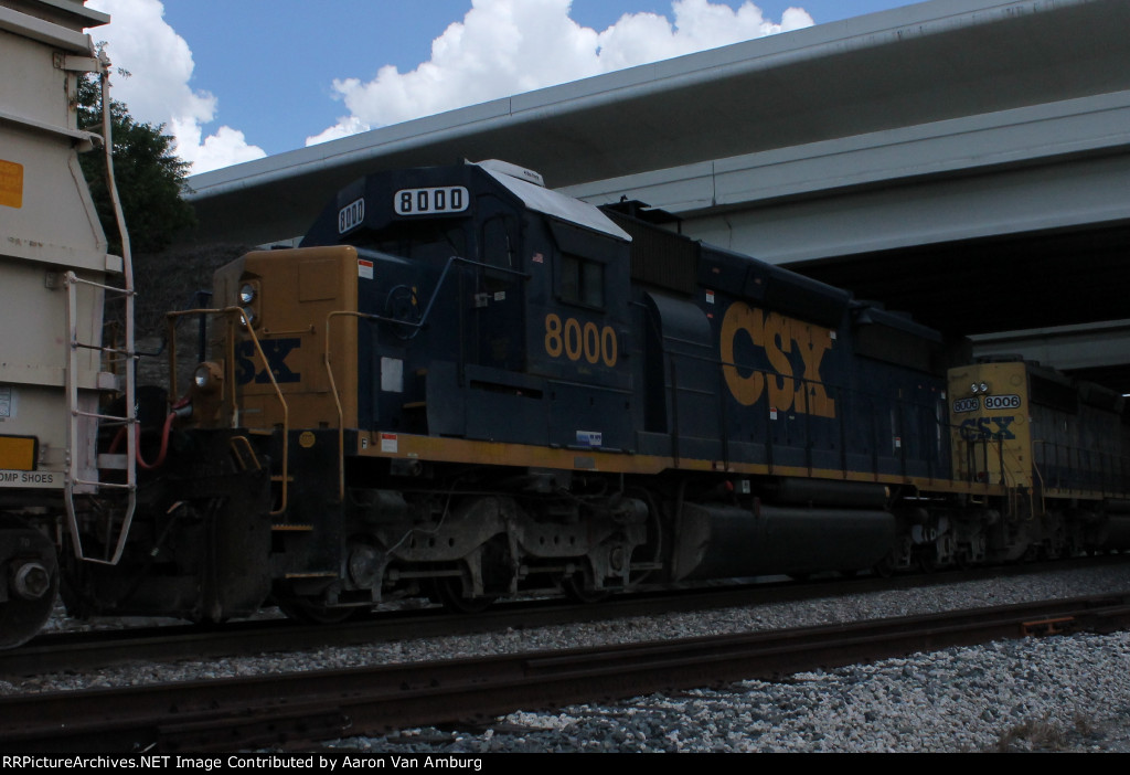CSX 8000
