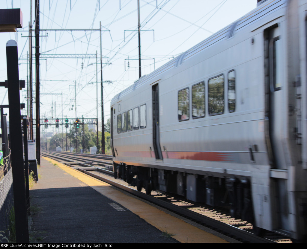 NJT Comet V