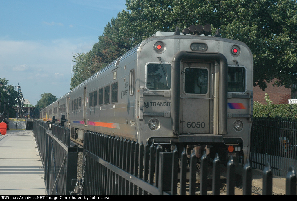 NJT Comet V Cab
