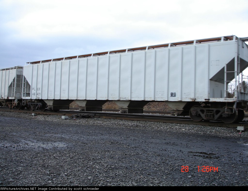 PLCX 46421 Covered Hopper EB