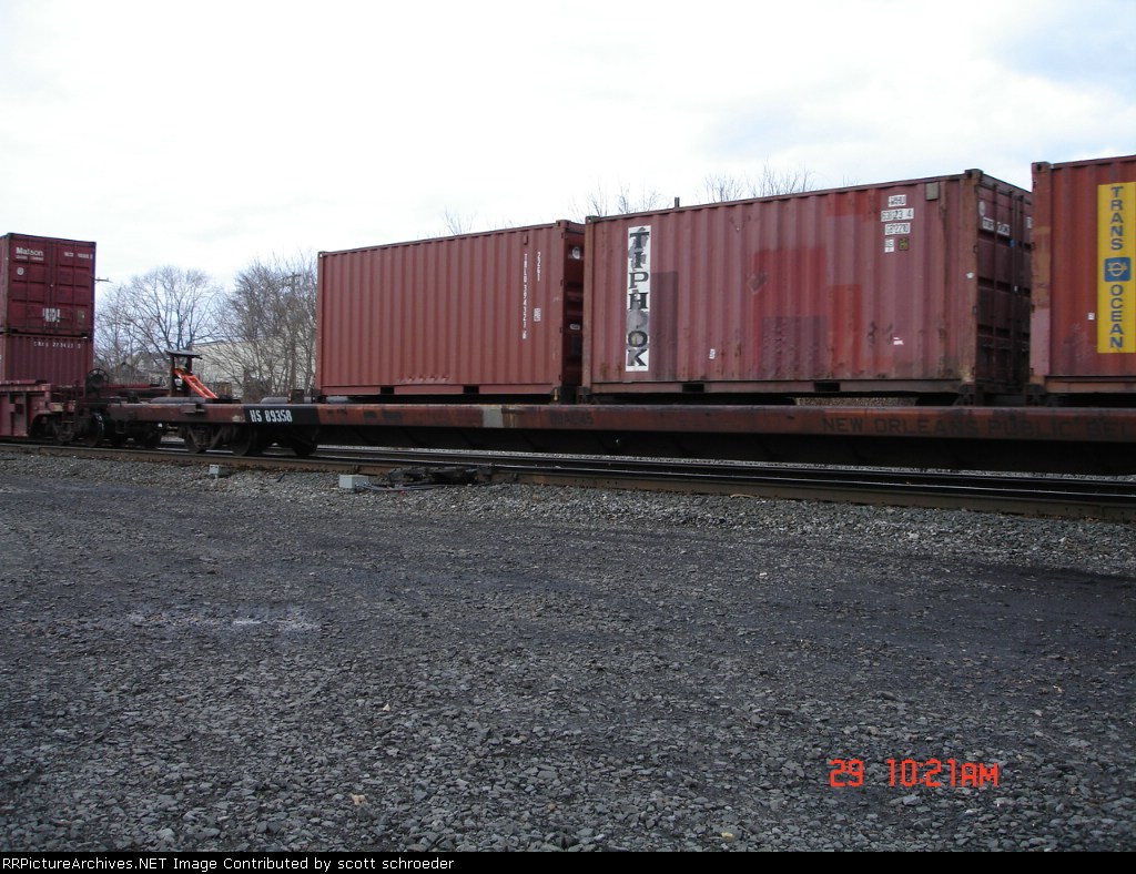 HS 89358 Flatcar w/TRLU Container 394321 WB