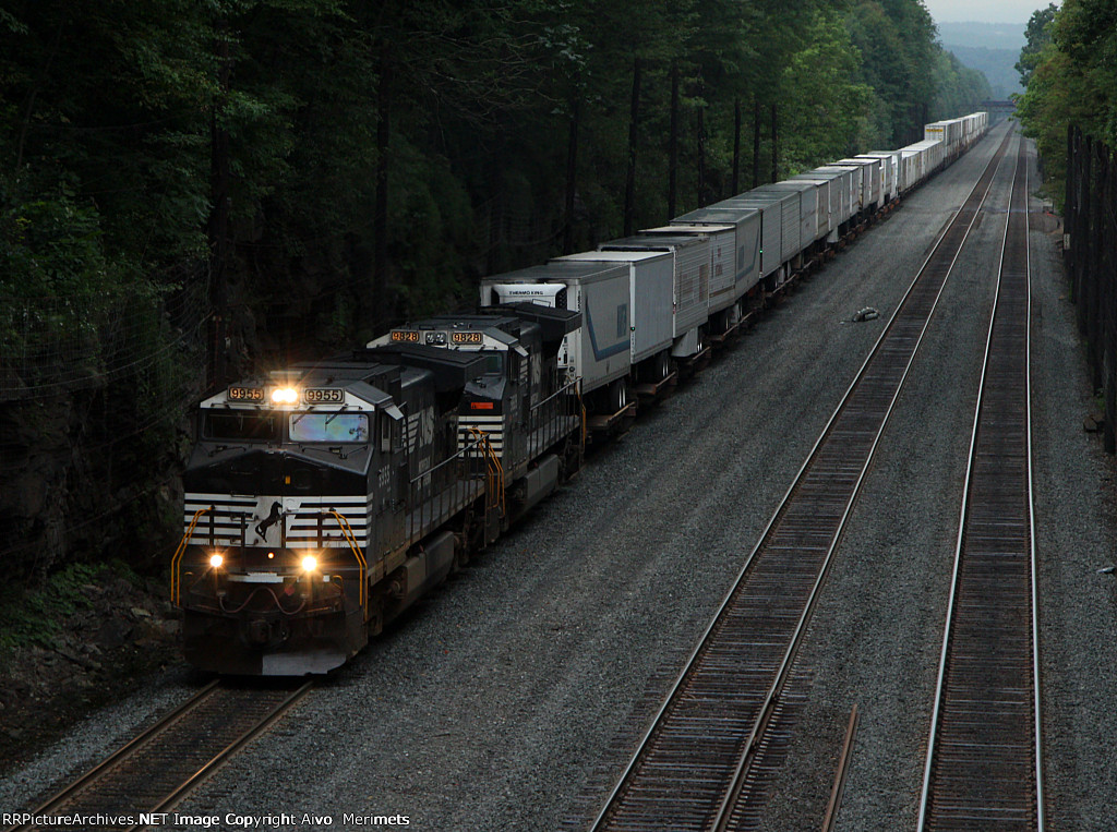 NS 9955 east at Mile 255 Pittsburgh Line