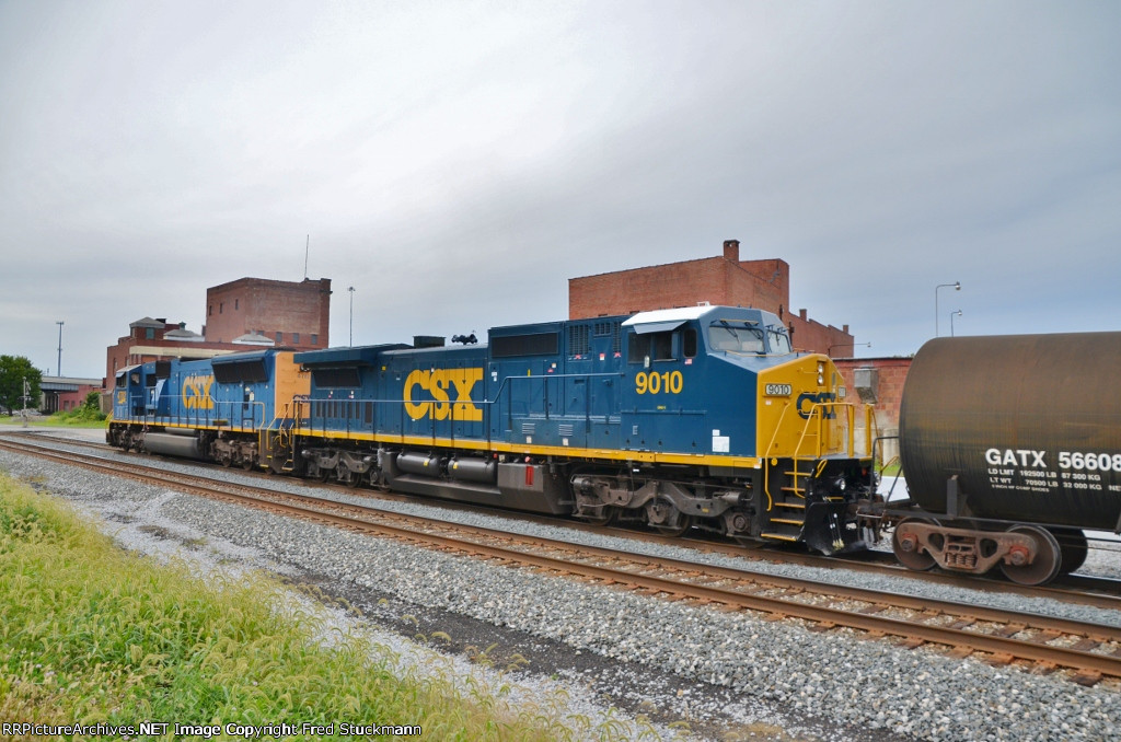 CSX 9010 looks good in new clothes.