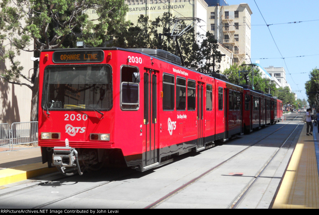 MTS Orange Line at Civic Center Station