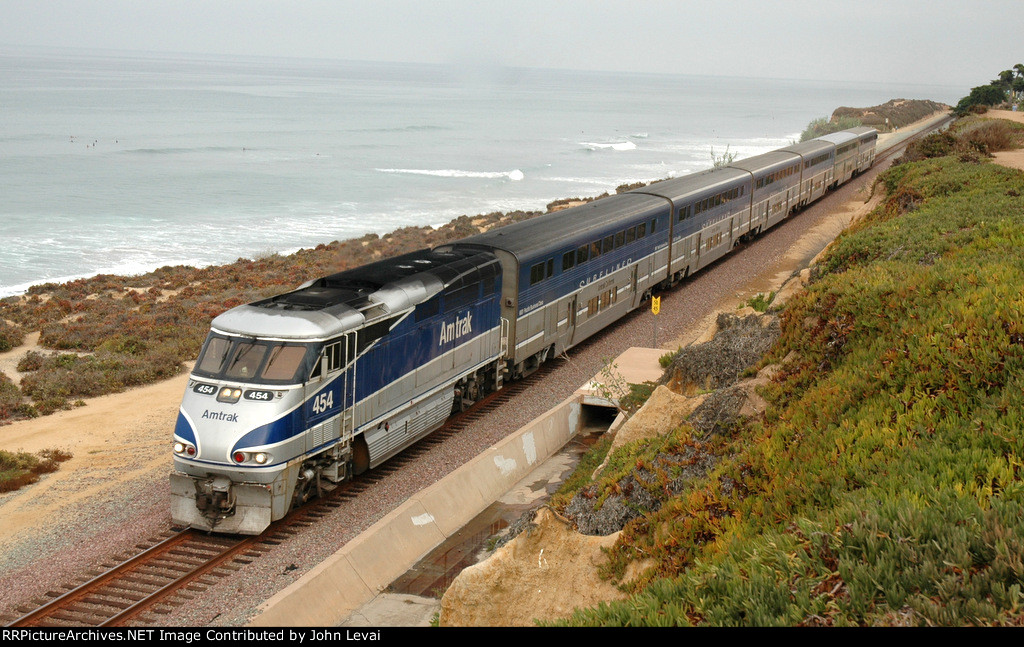Southbound Amtrak Train # 562