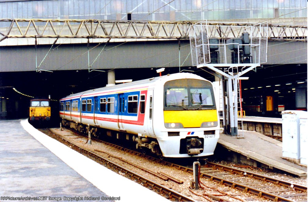 Network rail cars