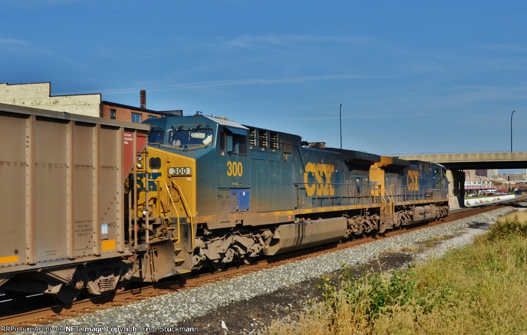 CSX 300