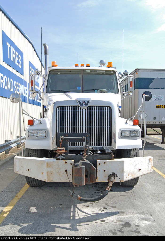 CSX Brandt truck #999002