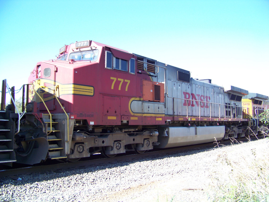 BNSF C44-9W 777
