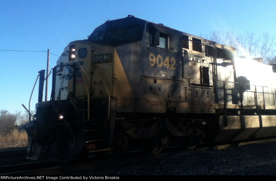 CSX #9042