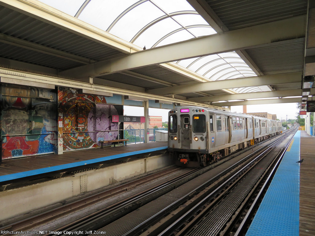 CTA Pink Line Train at 18th Street