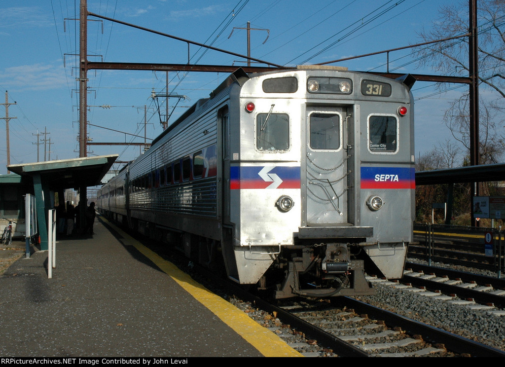 Westbound Septa Train # 9720 with a Silverliner IV Set
