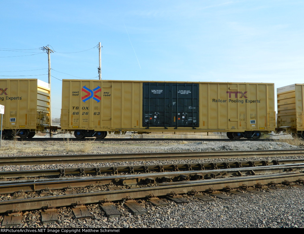 New TTX Box Car - 7