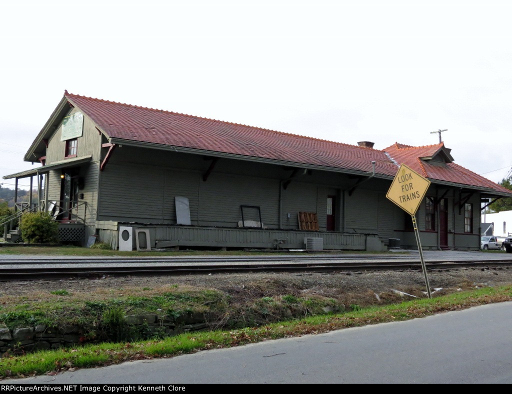 Ellijay, GA. Depot (pic 1)