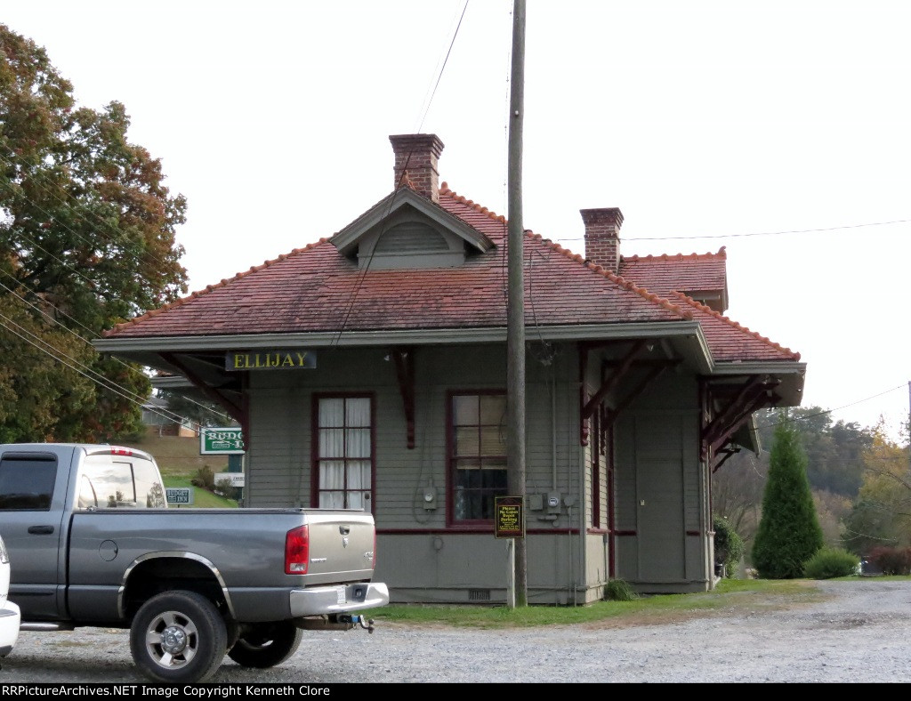 Ellijay, GA. Depot (pic 2)