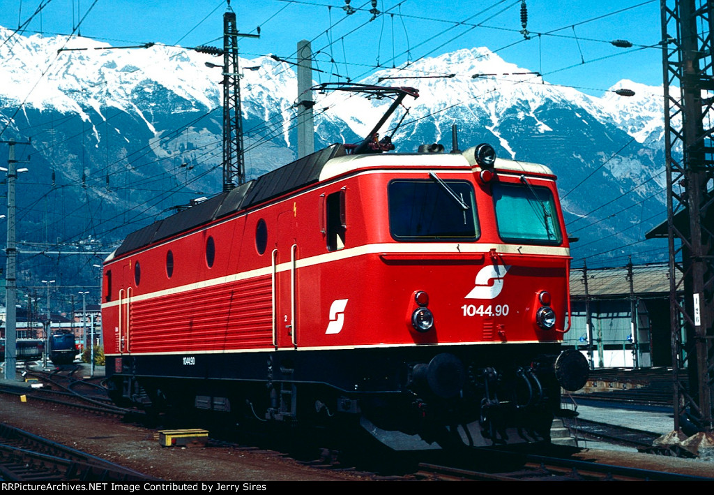 OBB Passenger Engine