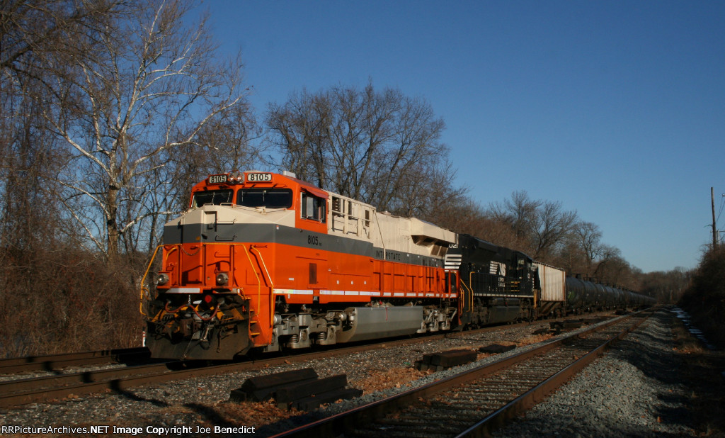 NS 8105 Interstate heritage on 65T