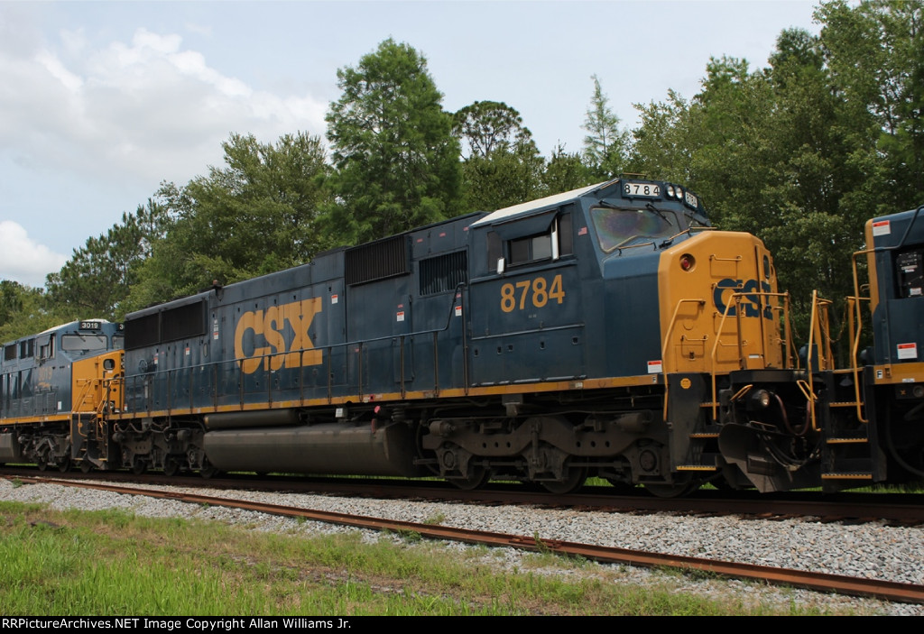 CSX 8784