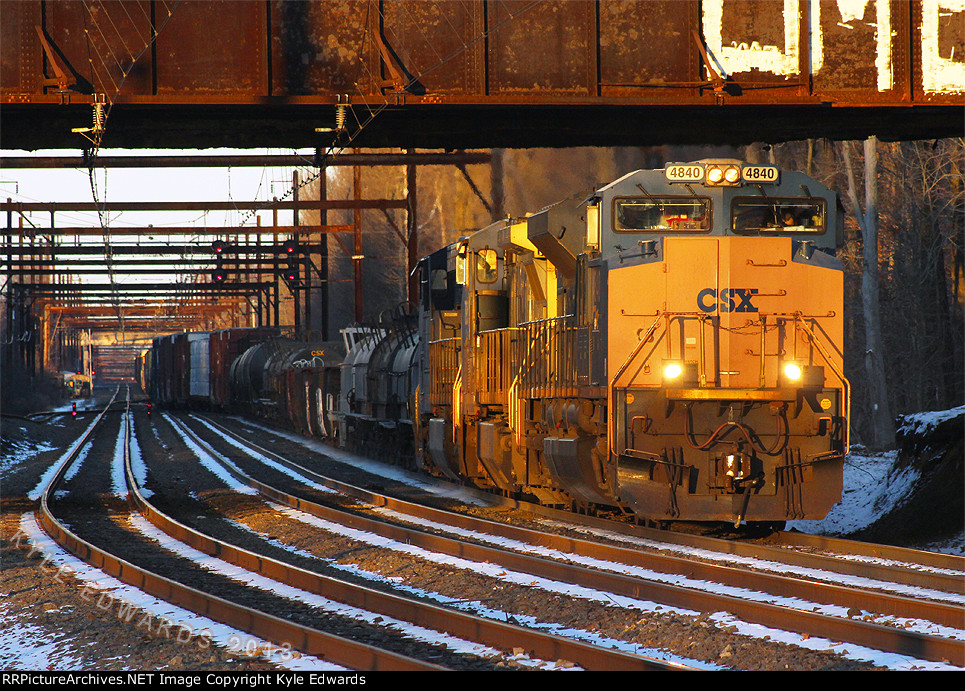 CSX SD70ACe #4840 on Q409-26