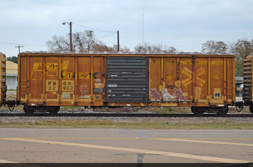 Right side of RBOX 32933