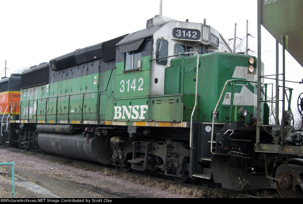 BNSF 3142